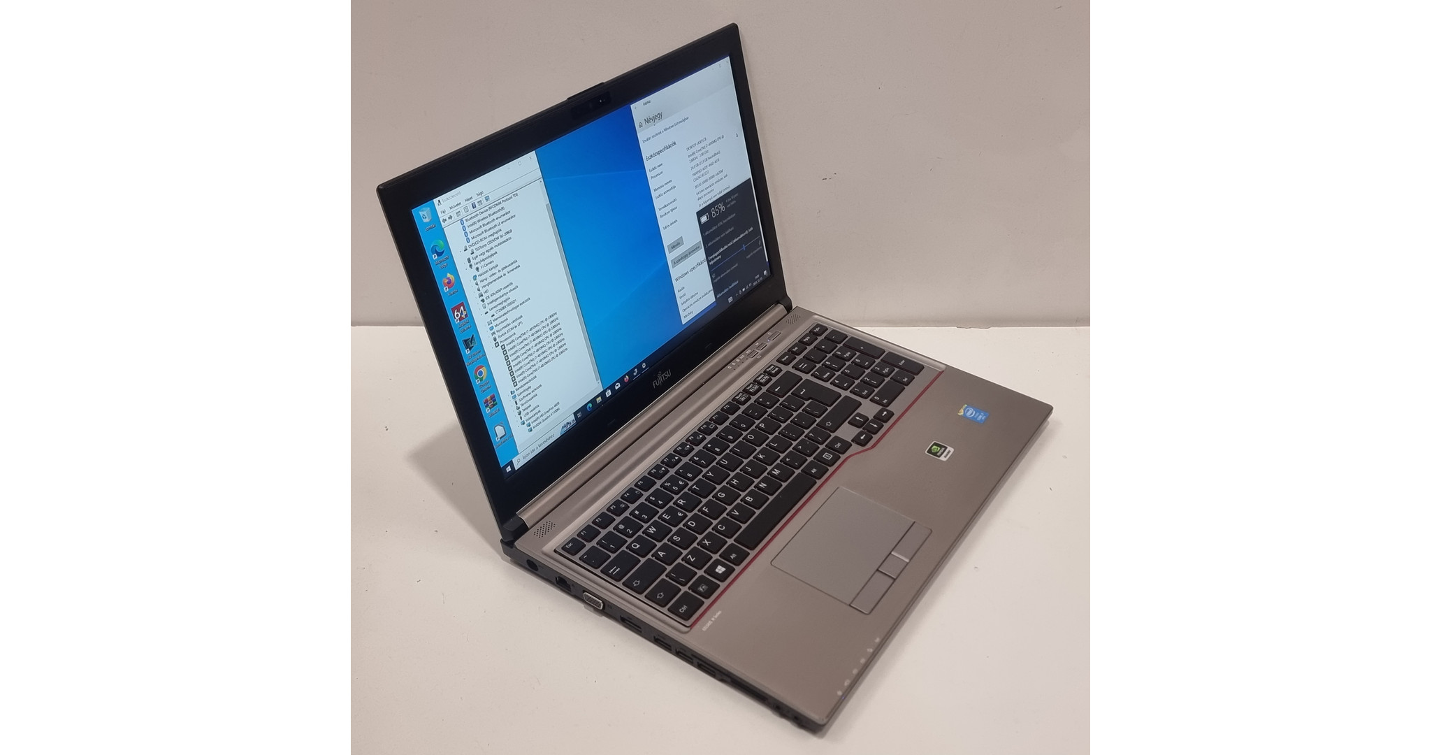 Fujitsu Celsius H730, Notebook/Laptop, 15,6 FHD IPS Kijelző, Intel ...